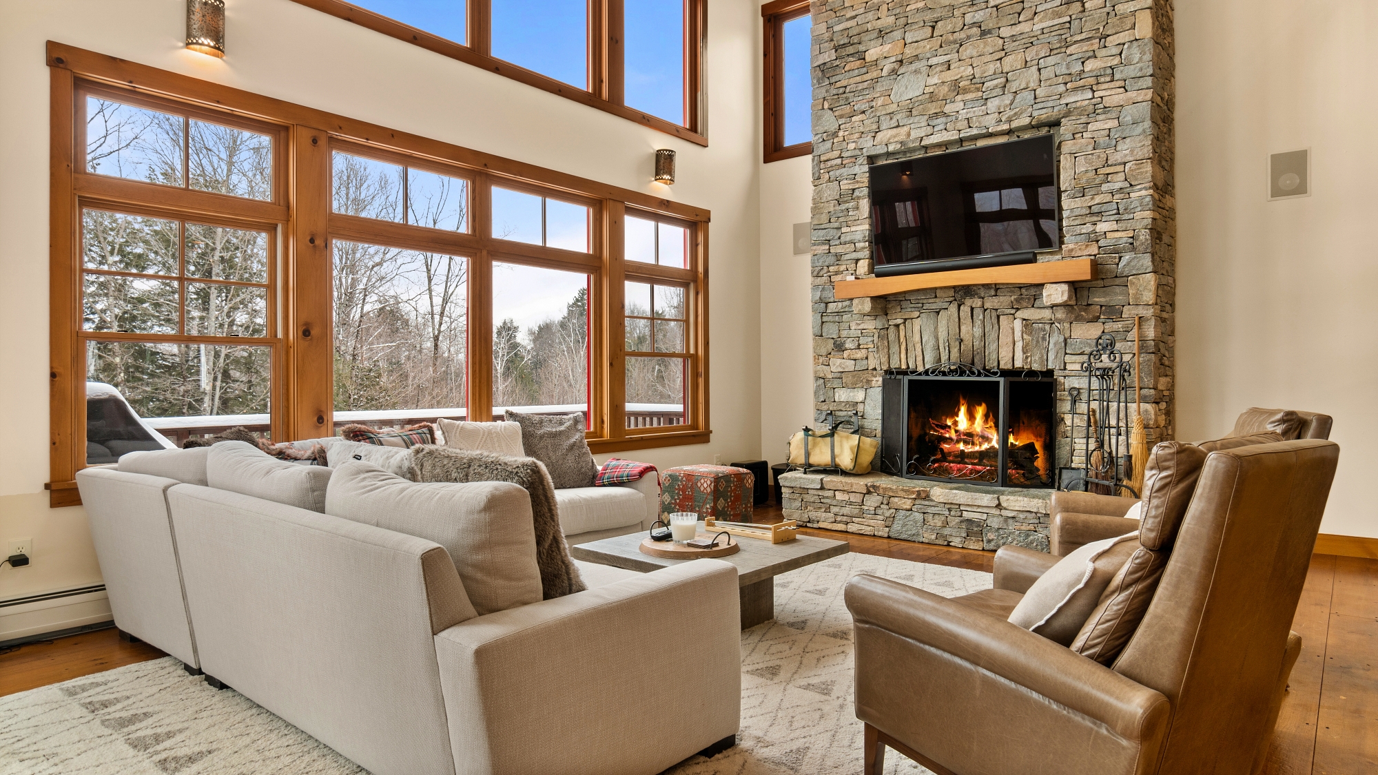 Living Room – Meadow Homes